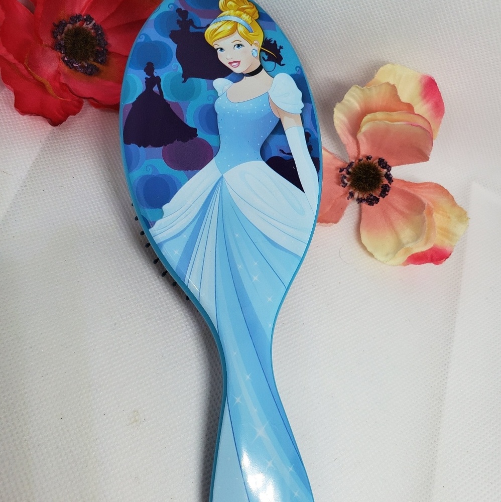 Wet Brush Disney Princess Cinderella Detangler Bru - Gem